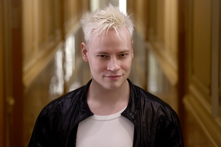 Певцам Zivert, Anna Asti и SHAMAN не придётся менять псевдонимы из-за запрета англицизмов